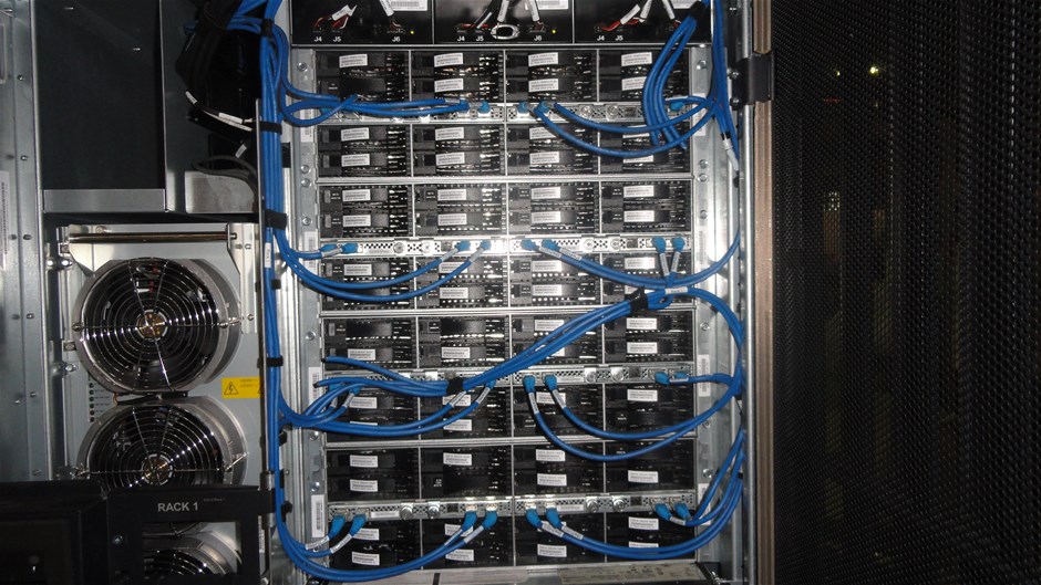 IBM System Storage DS8300 Storage Rack Auction (0049-2098748) | Grays ...