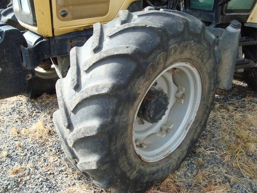 Buy 2005 Caterpillar Challenger MT465B 4WD Tractor | Grays Australia