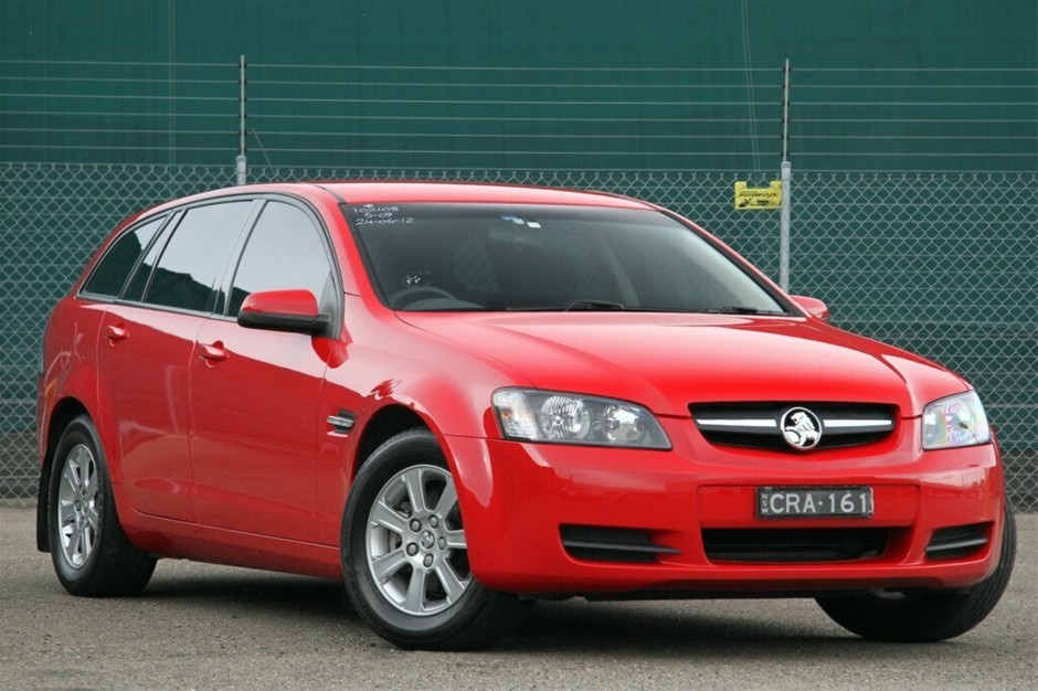 Buy 2009 Holden VE Commodore Omega Wagon | Grays Australia