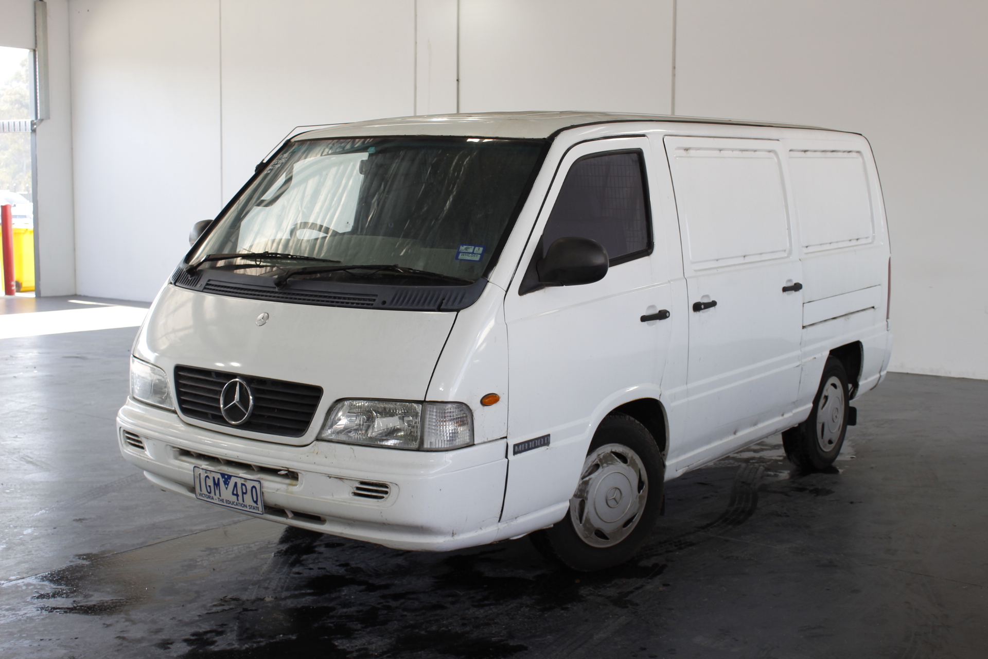 2002 Mercedes Benz MB 100D Mb Manual Van Auction (0001-3424352) | Grays ...