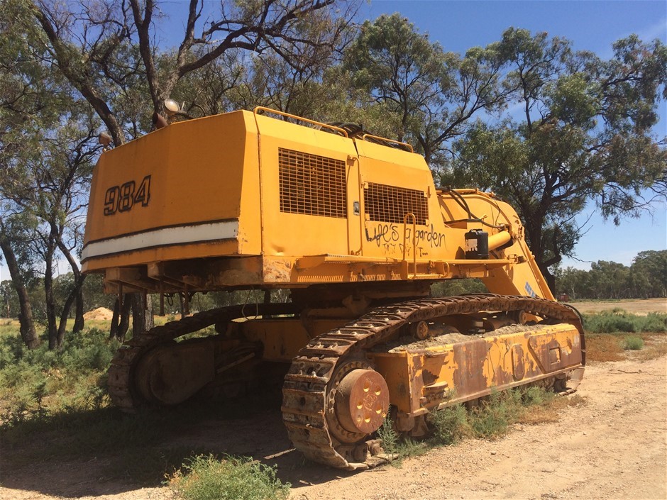 1994 Liebherr R984 Hydraulic Excavator Auction (0111-3014776) | Grays ...