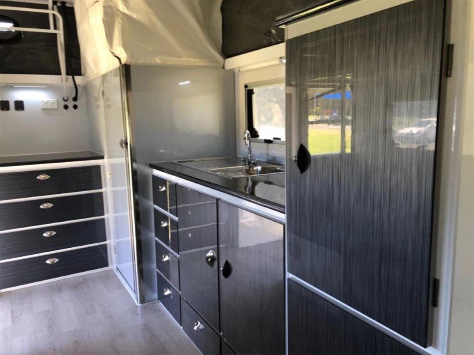 2022 Armor A18 Hybrid Off Road Caravan Auction | GraysOnline Australia