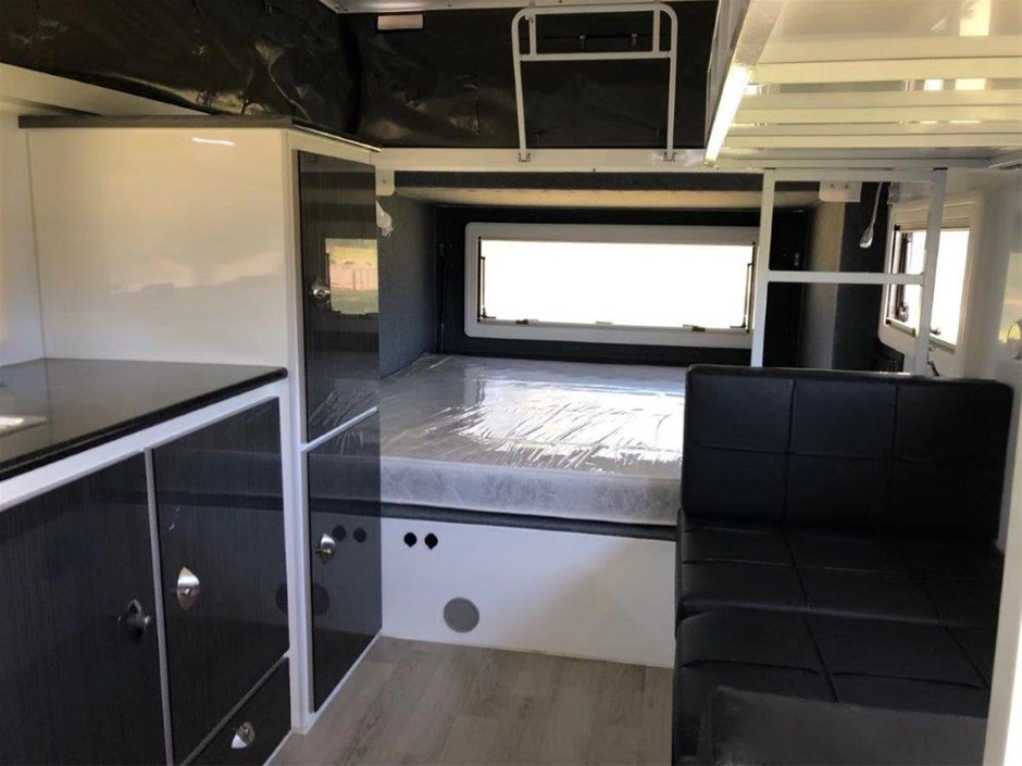2022 Armor A18 Hybrid Off Road Caravan Auction | GraysOnline Australia