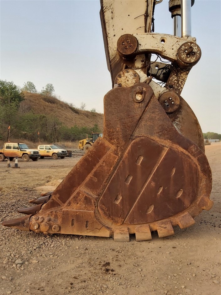 2007 Terex RH170 Hydraulic Excavator with Bucket and Parts List (EO2017 ...