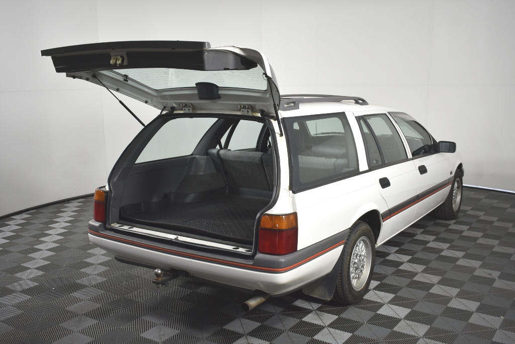 1990 Ford Falcon S PACK EA Automatic Wagon Auction (0023-20007006 ...