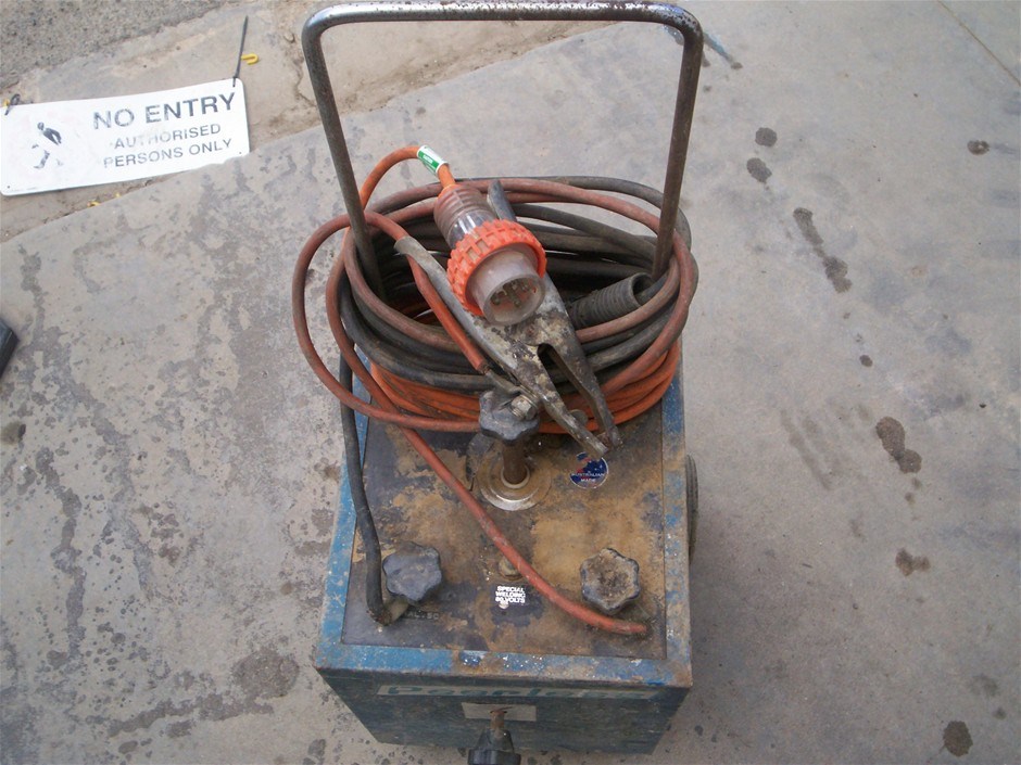 Peerless welding plant, Type MK1 Auction (0042-3002811) | Grays Australia