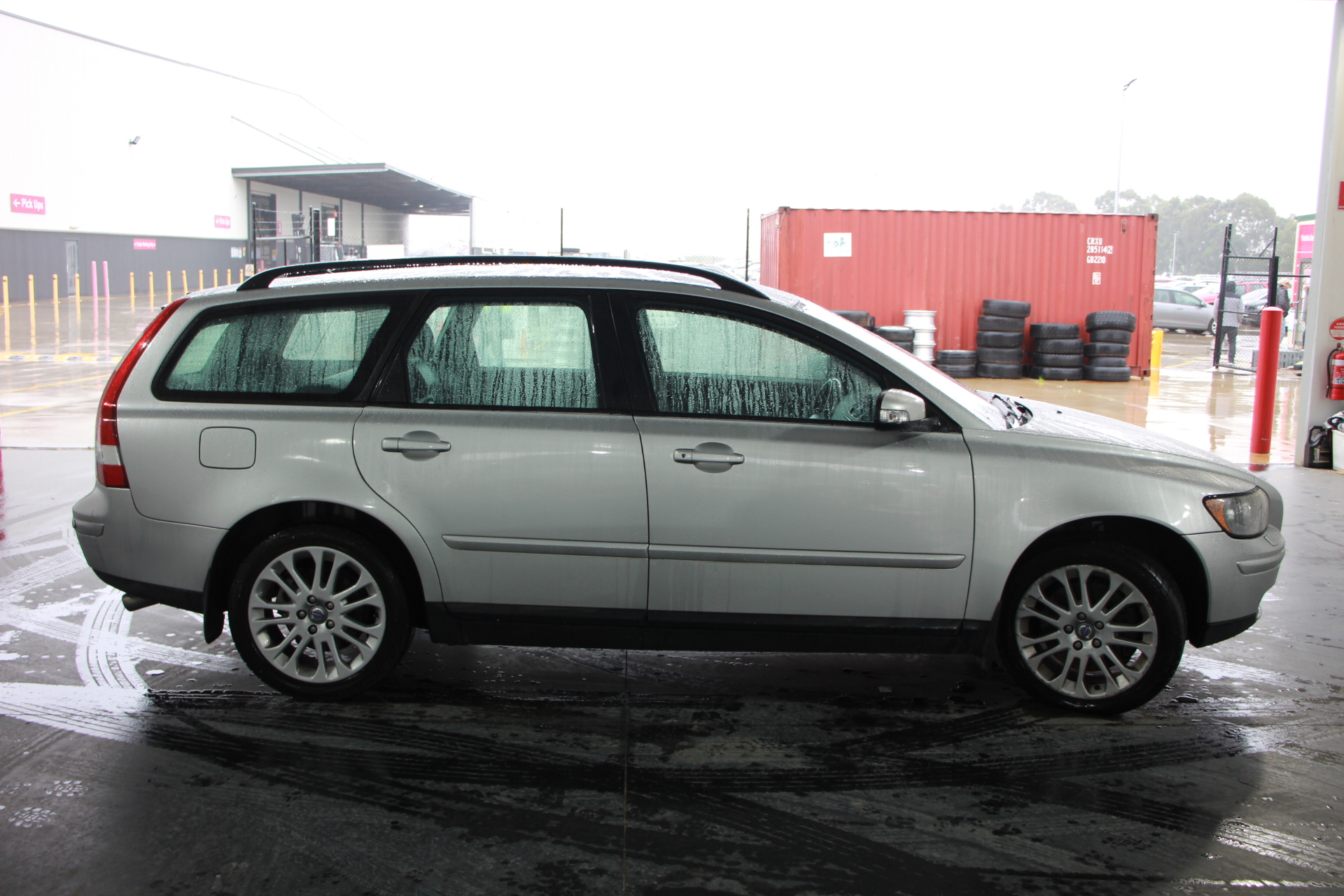 2005 Volvo V50 T5 AWD Manual Wagon | atelier-yuwa.ciao.jp