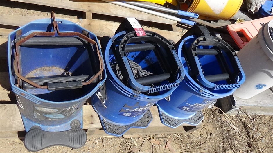Qty 3 mob buckets Auction (0024-7028262) | Grays Australia
