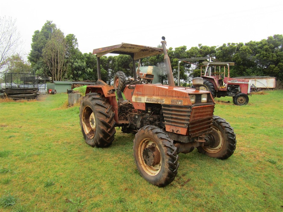 UTB/Universal Farmliner Tractor Auction (0009-5042500) | Grays Australia