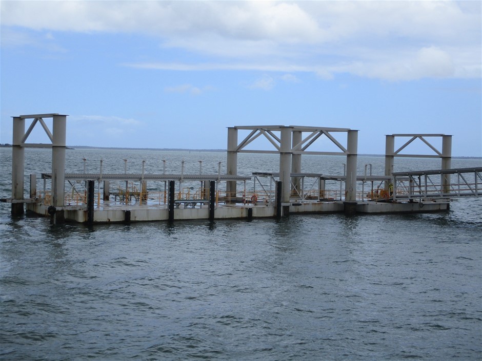 Large Industrial Marine Pontoon Structure Auction (0001-7029902 ...