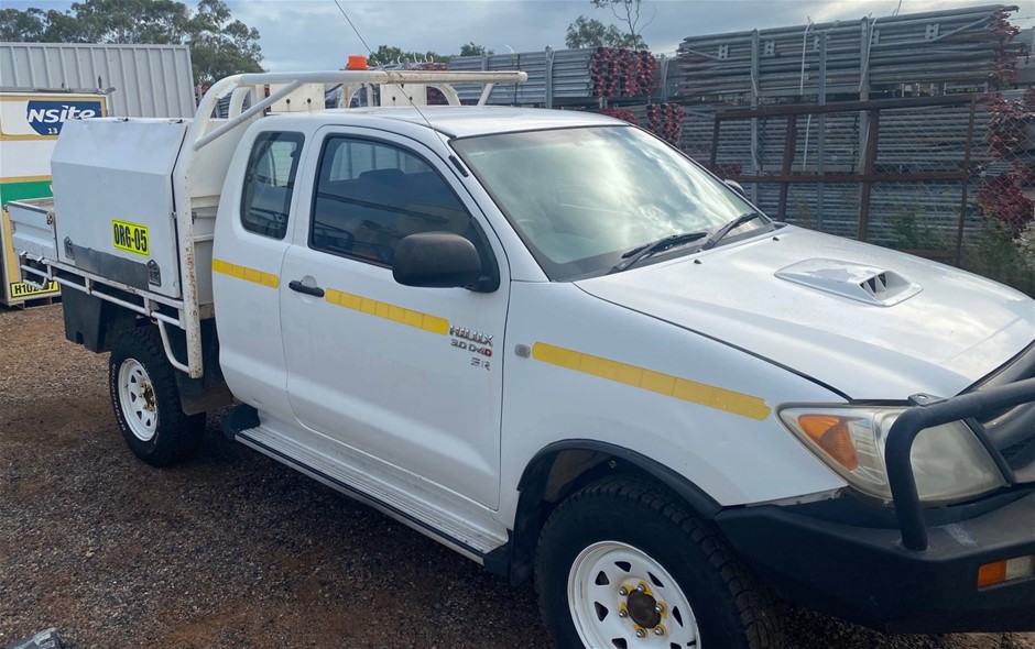2007 Toyota Hilux Supercab 4WD Manual - 5 Speed Extra Cab Auction (0001 ...