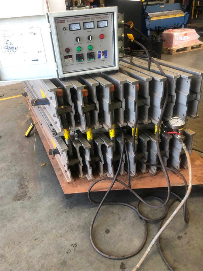 Vulcaniser Press with Tool Box & Splice Station Auction (0017-9039897 ...