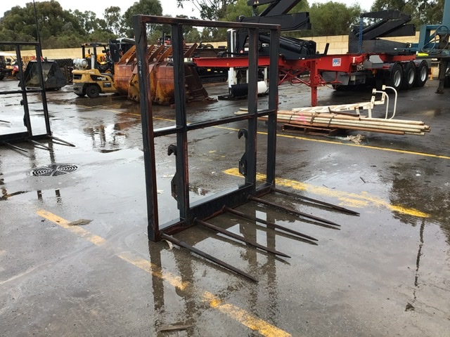 KerFab 5 Tyne Hay Bale Fork to Suit Telehandler Auction (0024-9024315 ...