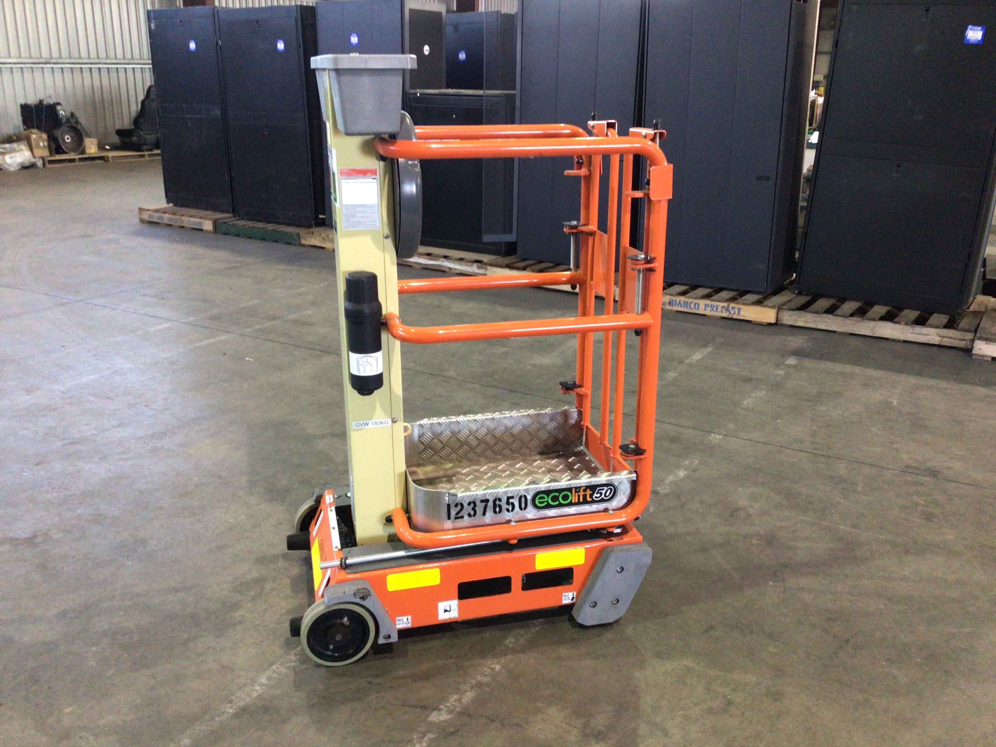 2018 JLG Ecolift 50 Vertical Man Lift Auction (0001-8013733) | Grays ...