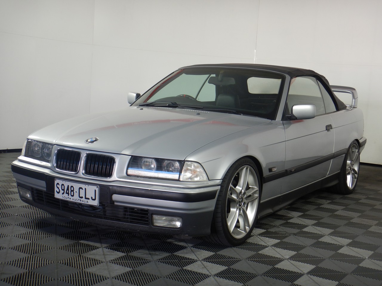1995 BMW 3 28i E36 Automatic Convertible Auction (0001-60027694 ...