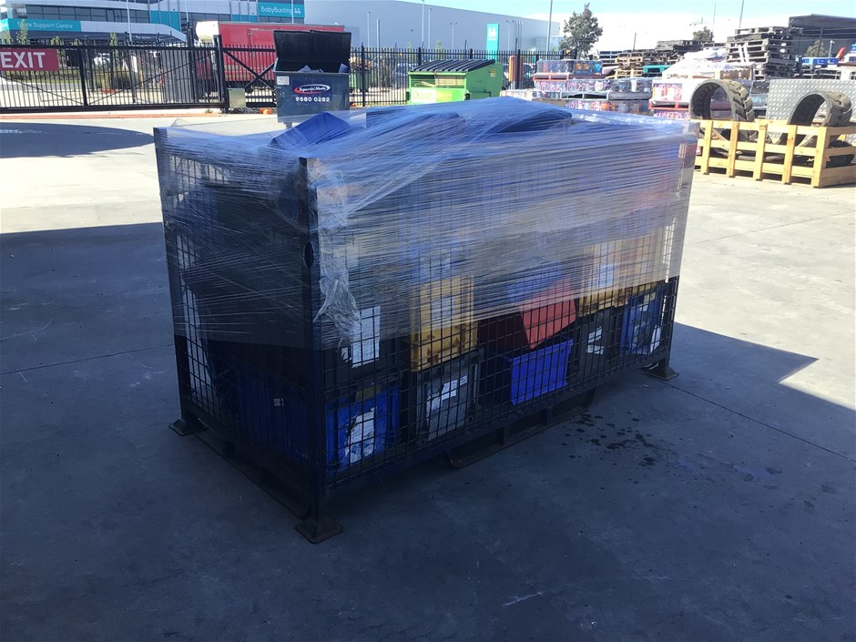 Cage With Assorted Quantity and Sizes of Plastic Containers Auction ...