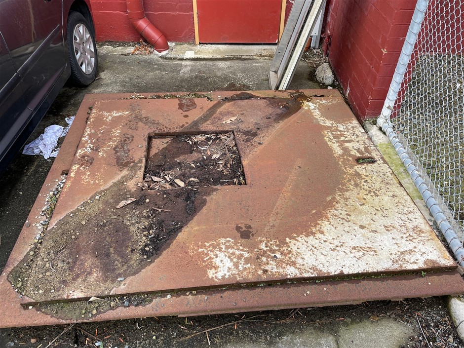 2 Steel Plates 32mm Auction (0001-3020401) | Grays Australia