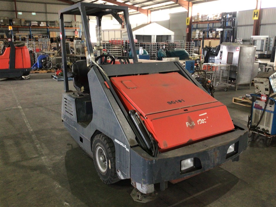 PowerBoss Armadillo 9XR Ride On Sweeper Auction (0002-8014300) | Grays ...
