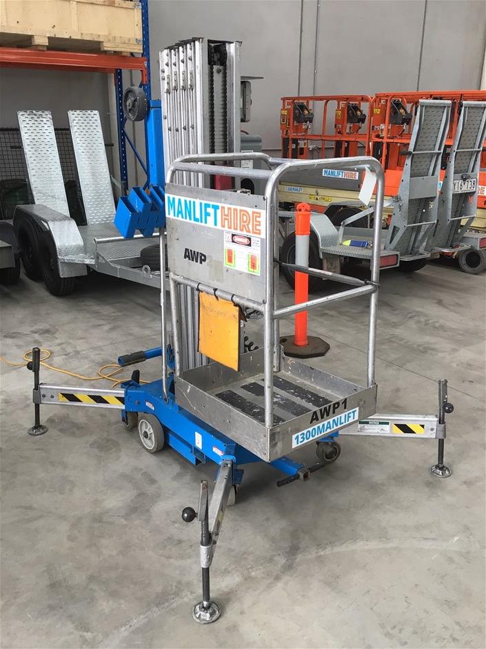 1998 Genie AWP25S Vertical Man Lift Auction (0002-3020624) | Grays ...