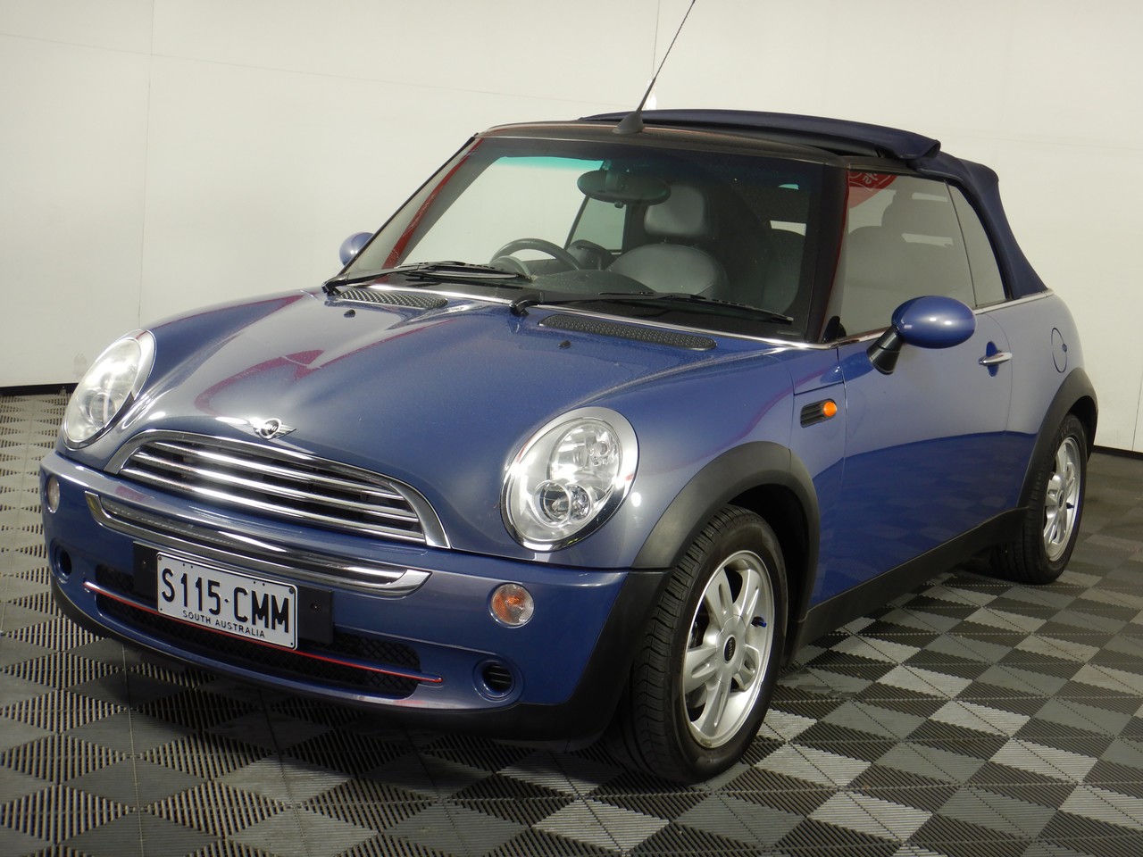 2005 Mini COOPER CABRIO Automatic Convertible 97,000Kms Auction (0001 ...