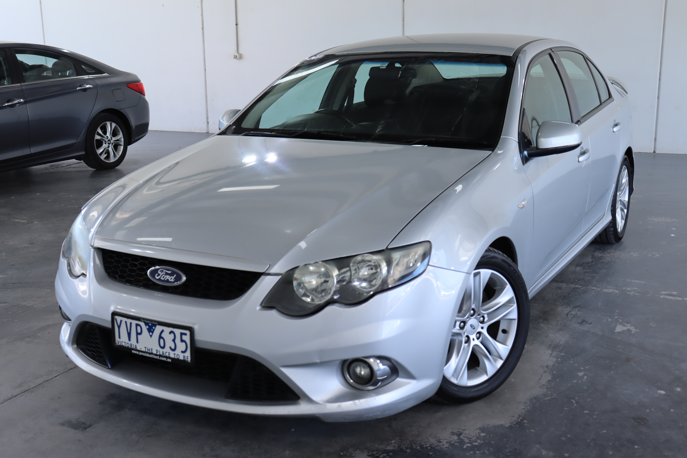 Ford Falcon XR6 FG Automatic Sedan Auction (0001-20080079) | Grays ...