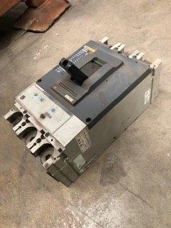 Merlin Gerin Schneider Circuit Breaker Compact NS400N Auction (0058 ...