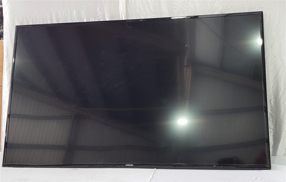 Samsung ED65E 65 Inch Full HD LED backlit LCDl Digital Signage Monitor ...