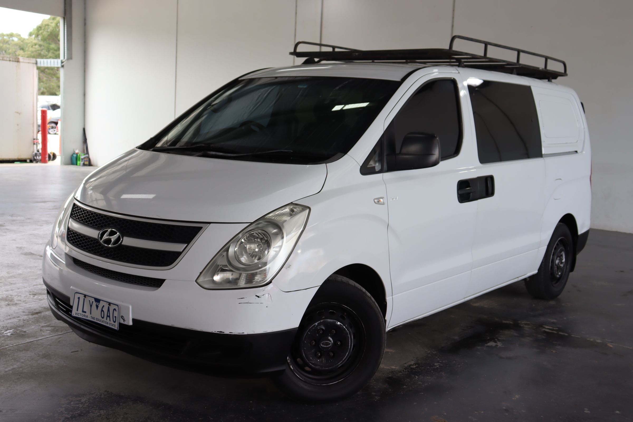 2008 Hyundai iLOAD Crew TQ Turbo Diesel Automatic Van Auction (0001 ...