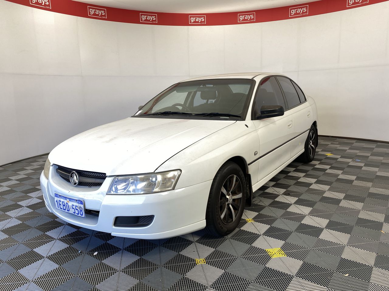 2005 Holden Commodore Executive VZ Automatic Sedan Auction (0001 ...