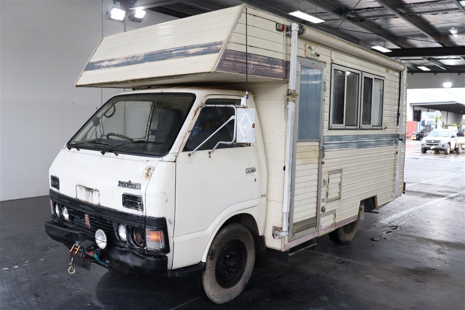 1982 TOYOTA DYNA MOTORHOME