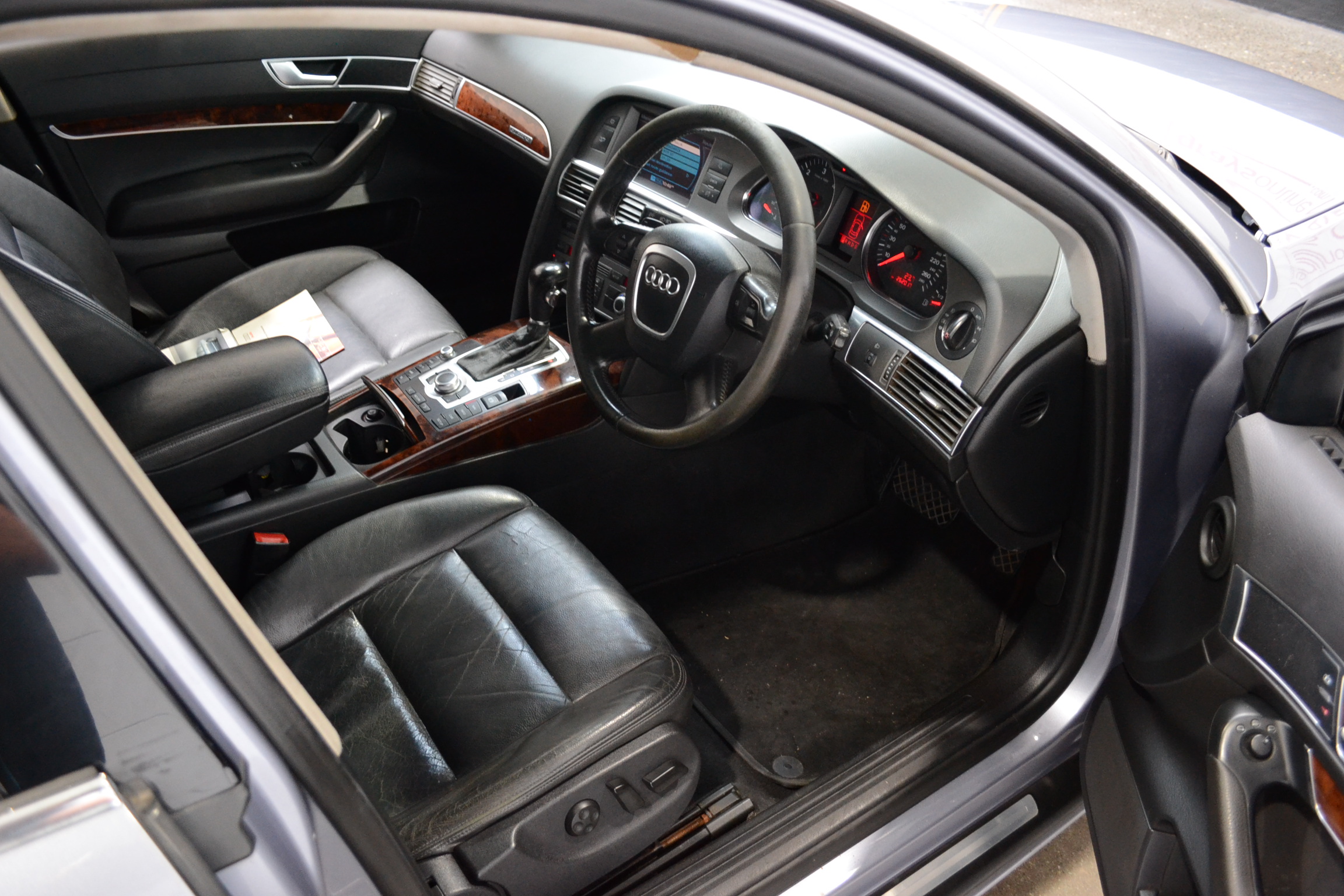 2005 Audi A6 Interior