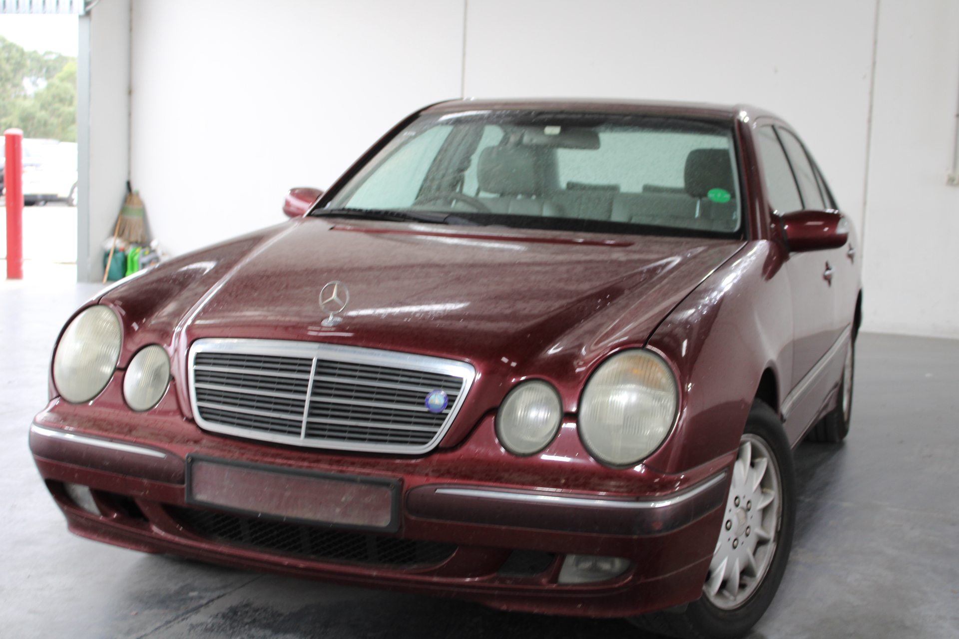 2000 Mercedes Benz E240 Elegance W210 Automatic Sedan Auction (0001 ...