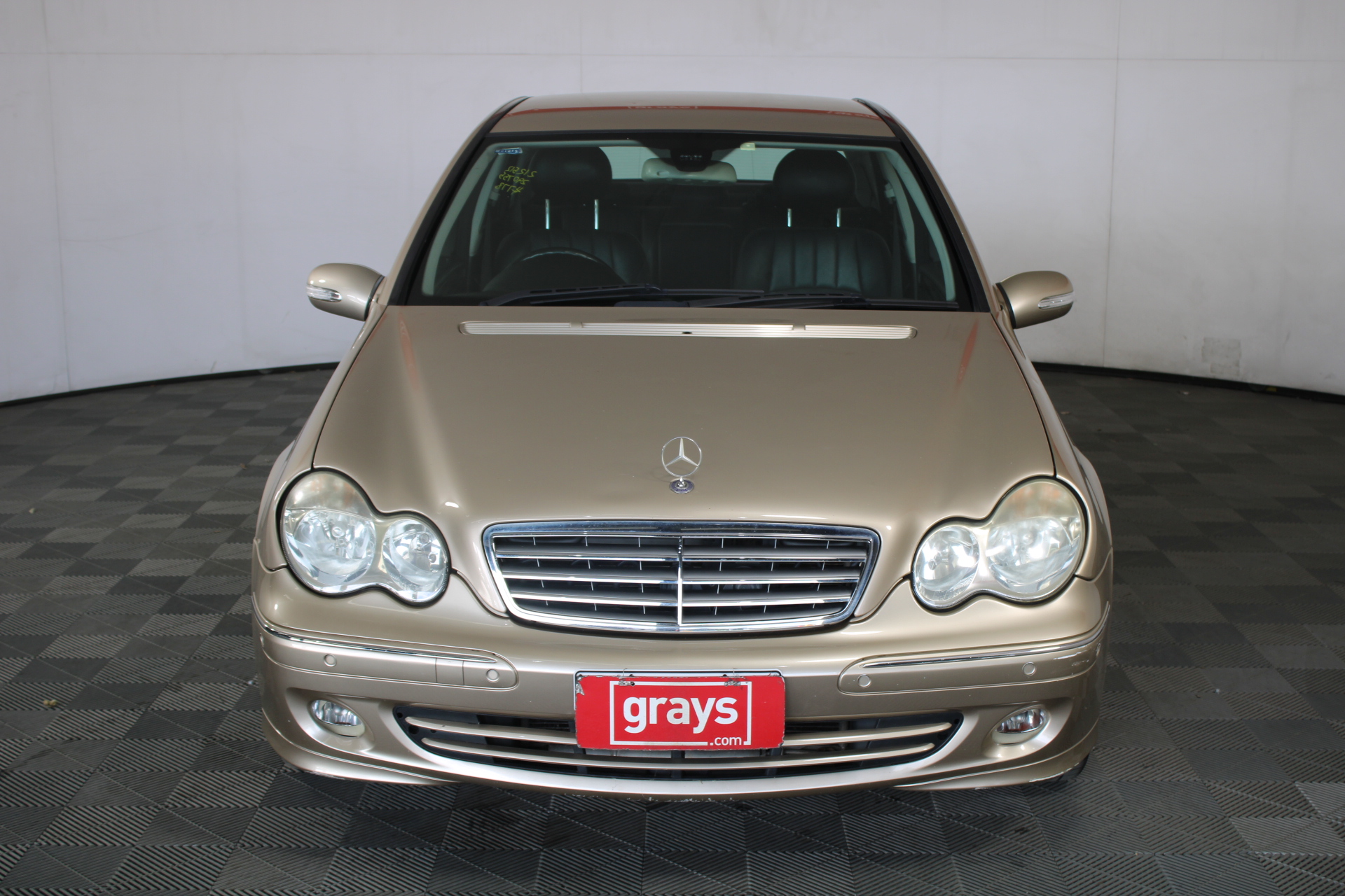 2005 Mercedes C320