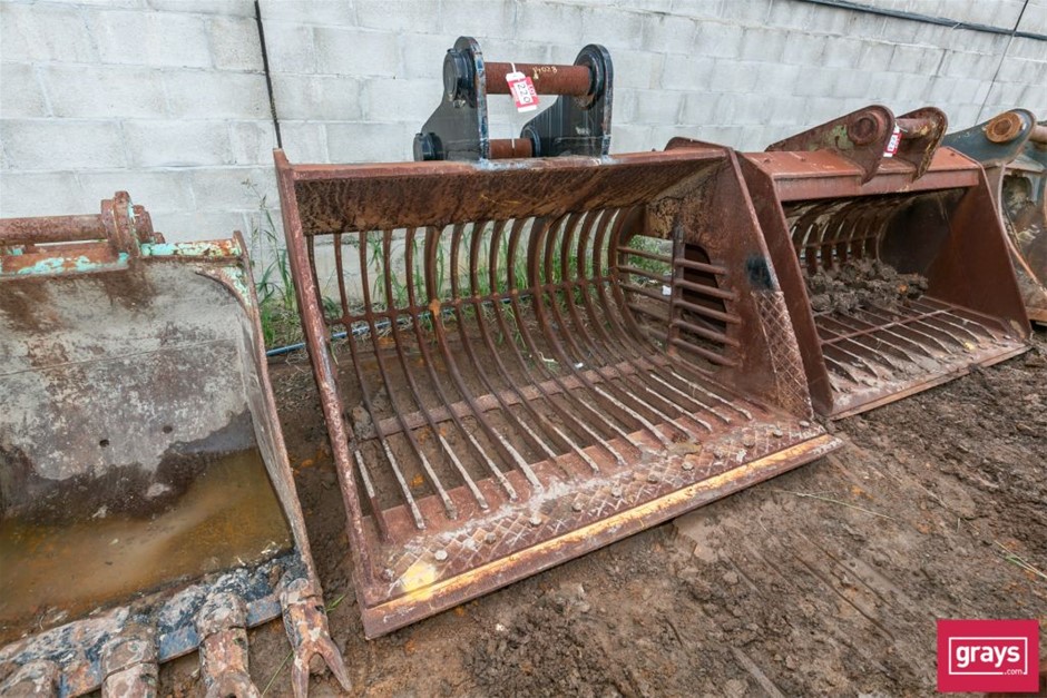 Excavator, Screeding Bucket Auction (0220-5048177) | Grays Australia