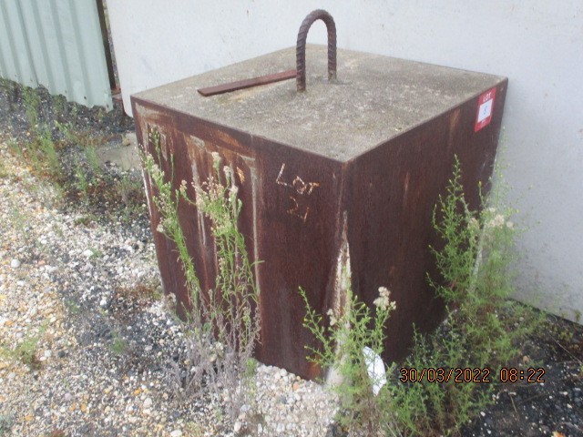 400kg Steel Encased Concrete Counter Balance Auction (0008-3022059 ...