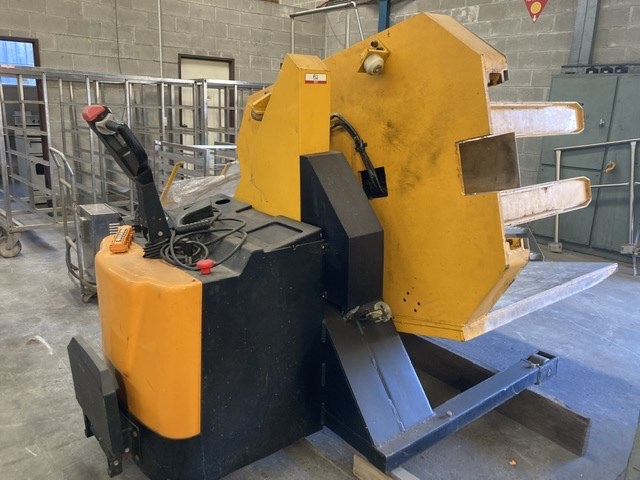 Electric, Motorised, Rechargeable Pallet Rotator Pallet Jack Auction ...