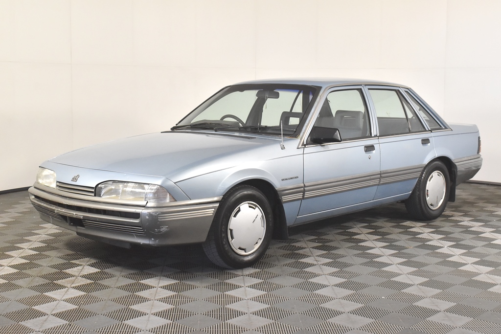1987 Holden Commodore Executive VL Automatic Sedan Auction (0001 ...