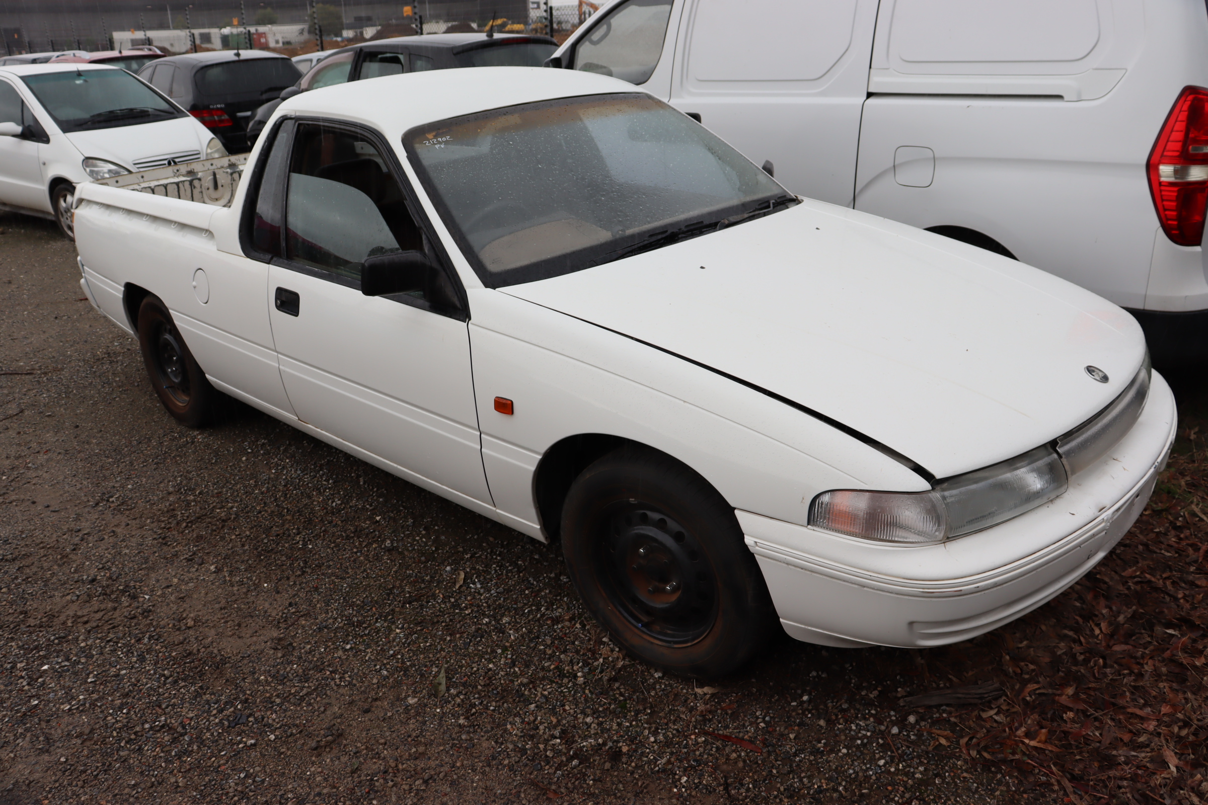 1993 Holden Commodore VP Automatic Ute Auction (0001-20049844) | Grays ...