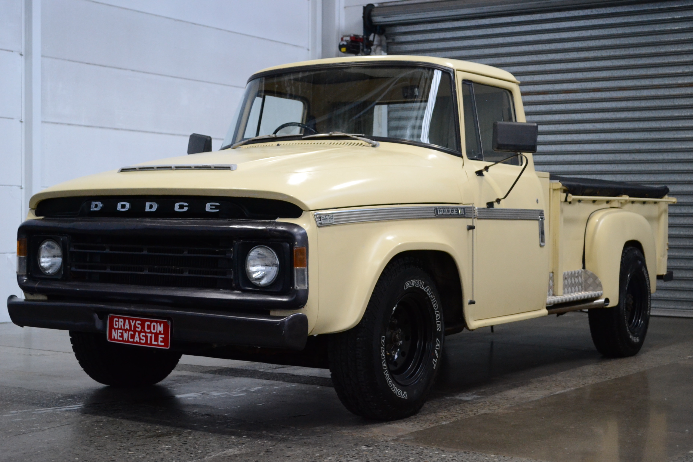1978 Dodge 200 Auto Heavy Duty HEMI 245 6cyl. Utility Last Australian ...