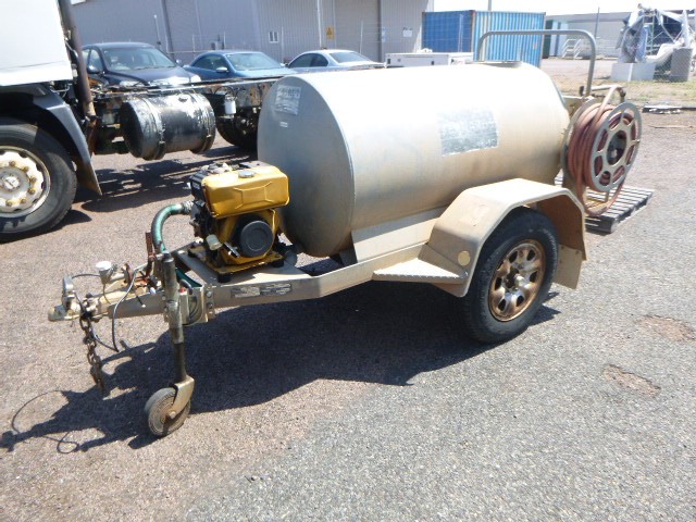 2014 MF2 Water Cart Trailer with Diesel Pump Auction (0009-8015169 ...