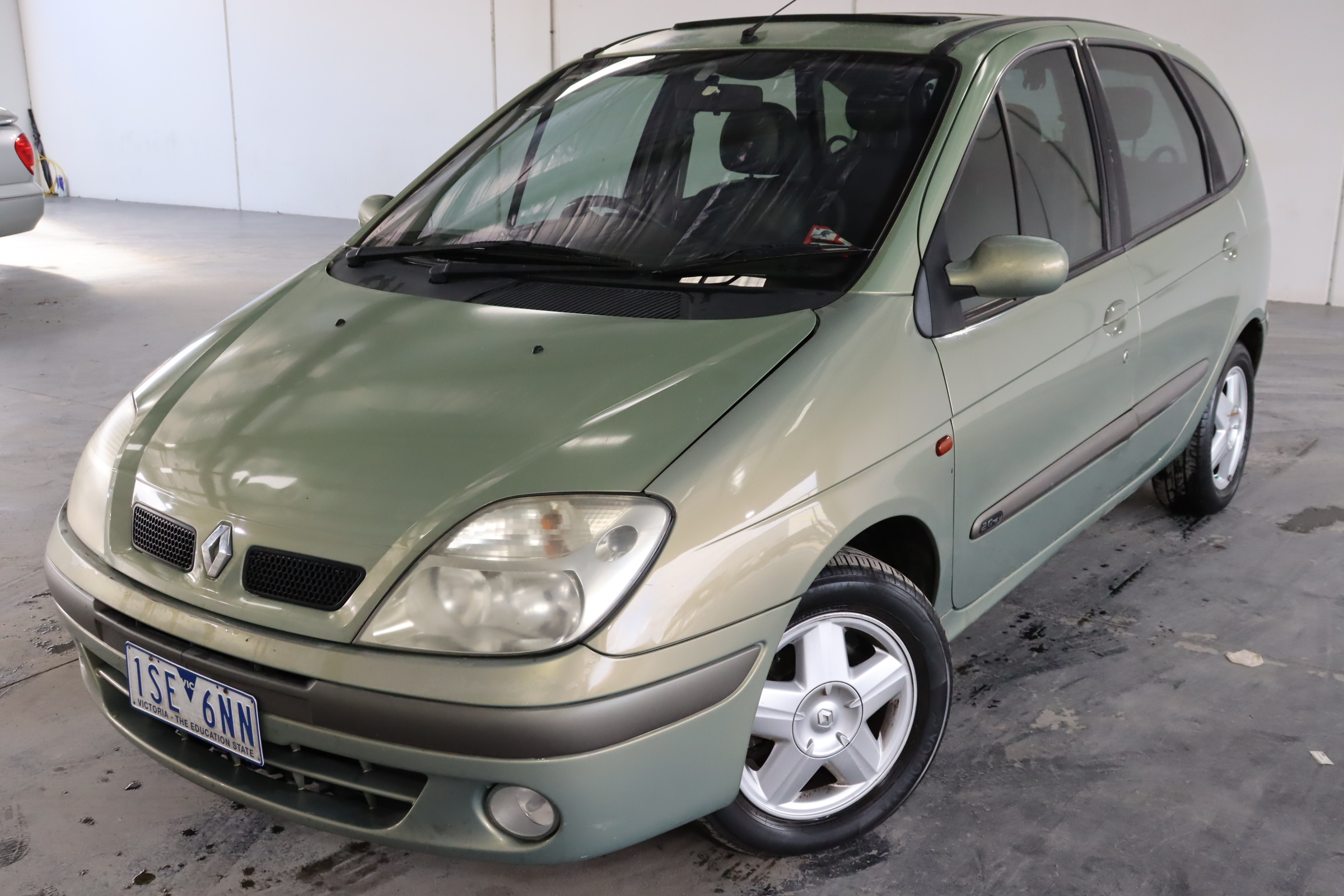 2002 Renault Scenic Privilege Automatic Wagon Auction (0001-20052599 ...