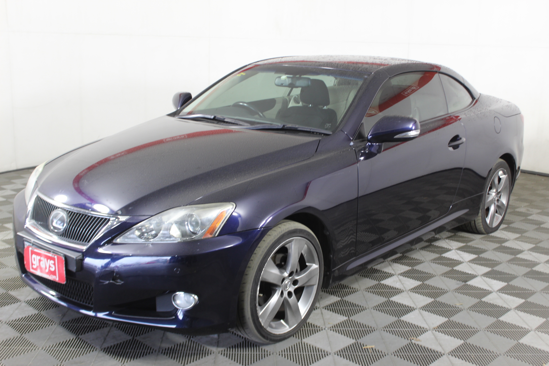 2010 Lexus IS IS250C Sports GSE20R Automatic Convertible Auction (0001 ...