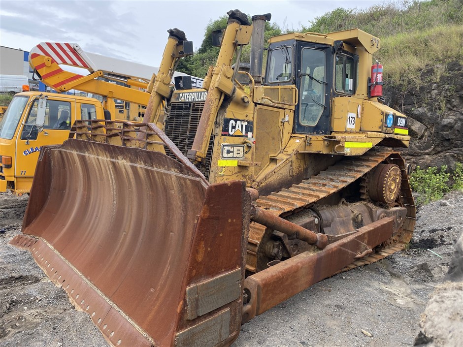 Caterpillar D9N Dozer Auction (0001-5048895) | Grays Australia