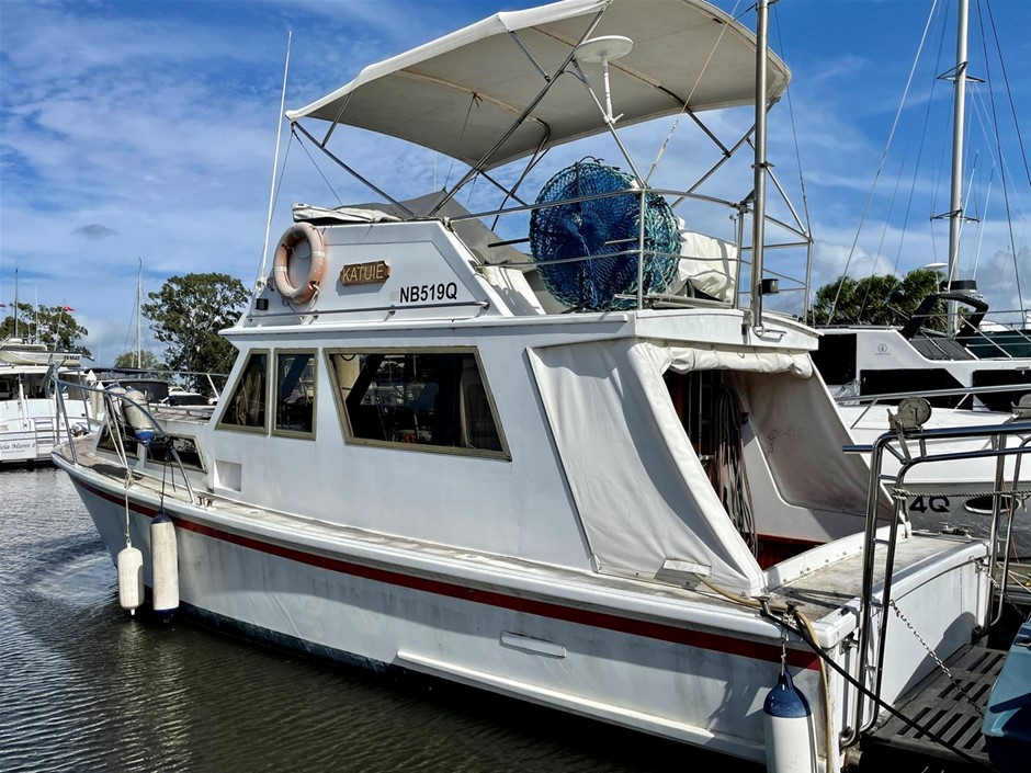 1983 BAY CRUISER FLYBRIDGE 39' Auction (0001-50018367) | Grays Australia
