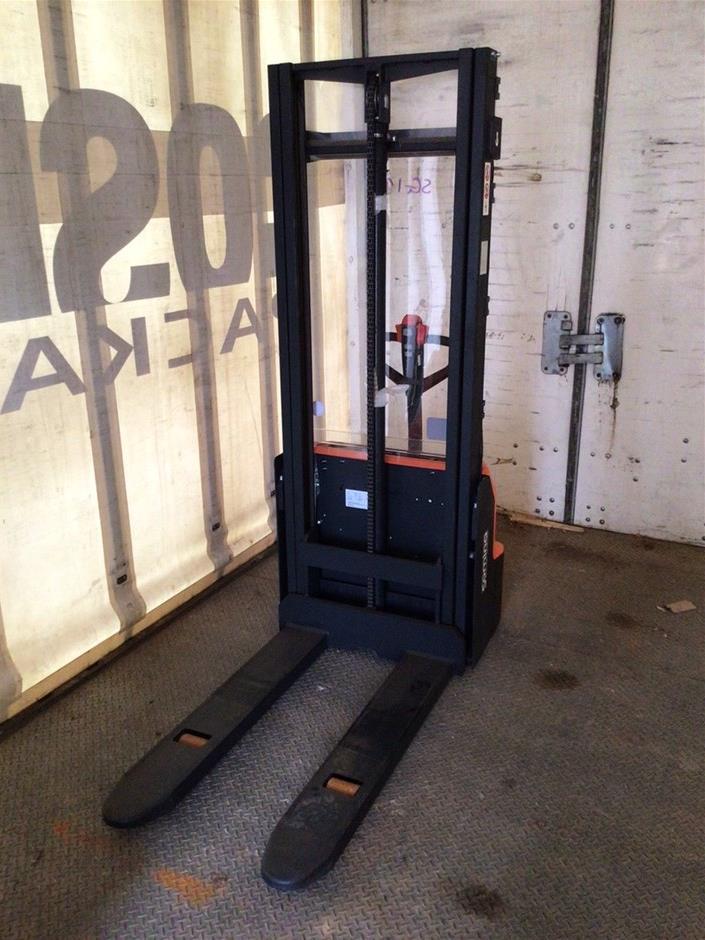 Somina PSE 12N Pallet Truck Auction (0051-3022553) | Grays Australia