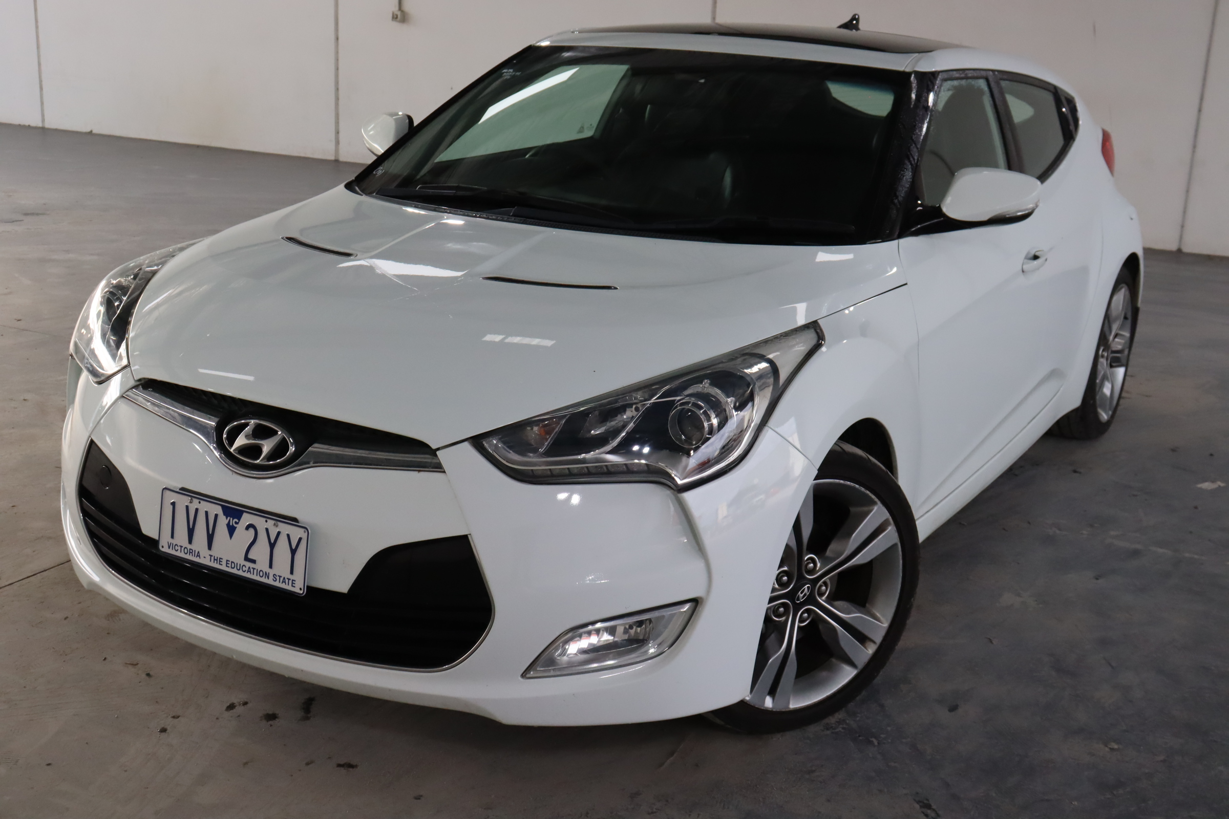 2012 Hyundai Veloster + FS Automatic Coupe Auction (0001-20054947 ...