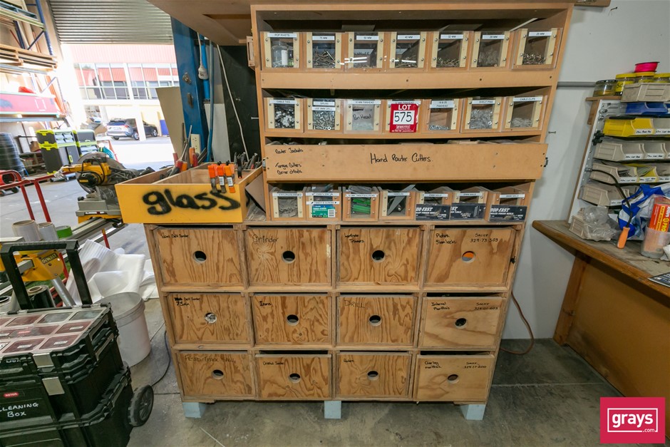 Custom Made Timber Storage Compartment Auction (0575-5048975) | Grays ...