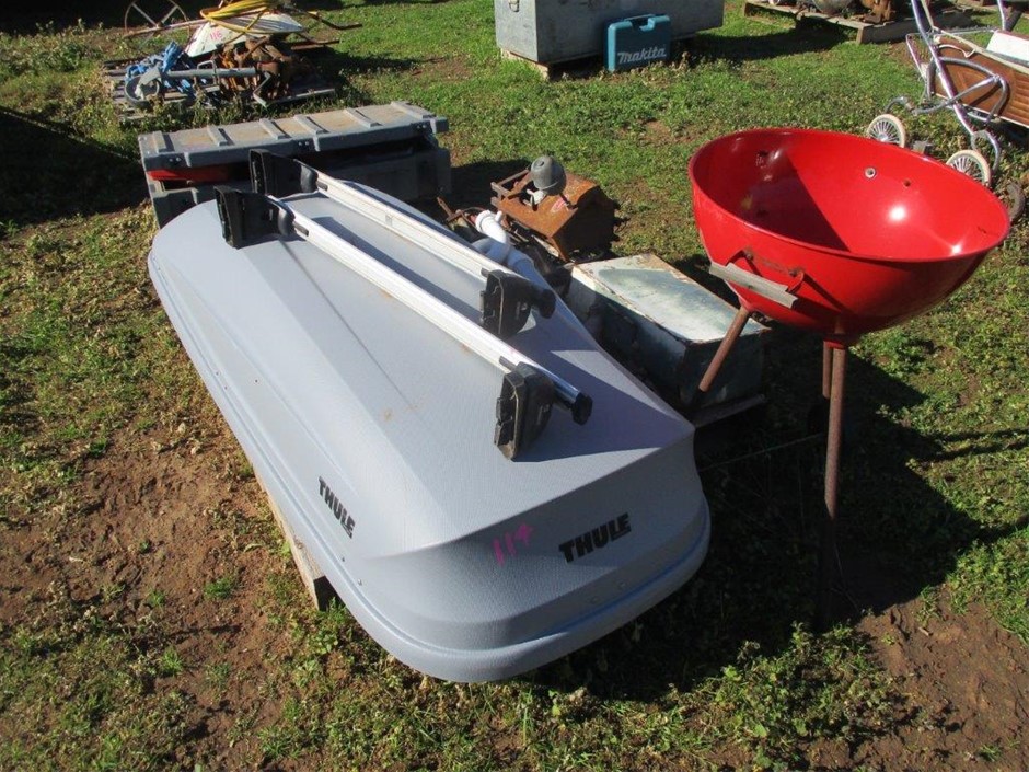 Thule Roof Racks & Roof Pod with Key Auction (0114-3022858) | Grays ...