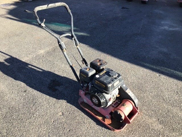 Full Boar Petrol Powered Plate Compactor Auction (0005-9032996) | Grays ...