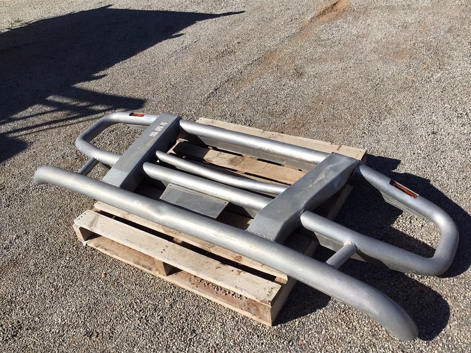 Volvo Alloy Bull Bar Auction (0065-3022553) | Grays Australia
